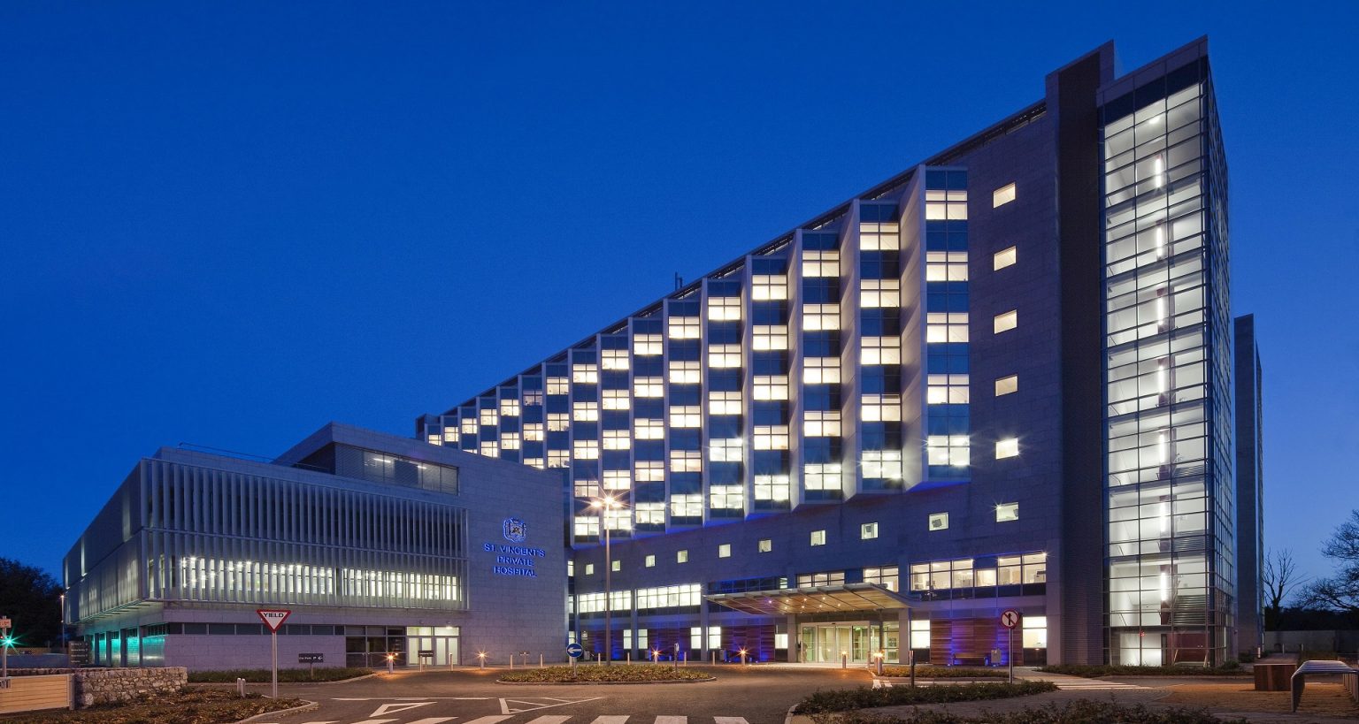 St Vincent's Private Hospital, Dublin- APA Facade Systems